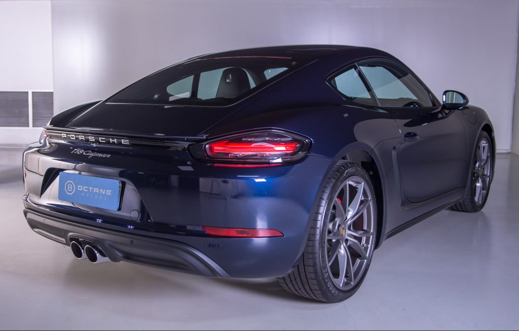 A história das cores de carros e modelos coloridos icônicos - Octane Motors