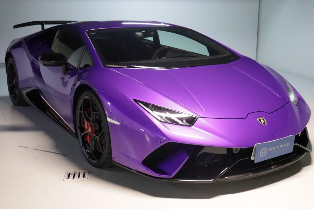 A história das cores de carros e modelos coloridos icônicos - Octane Motors